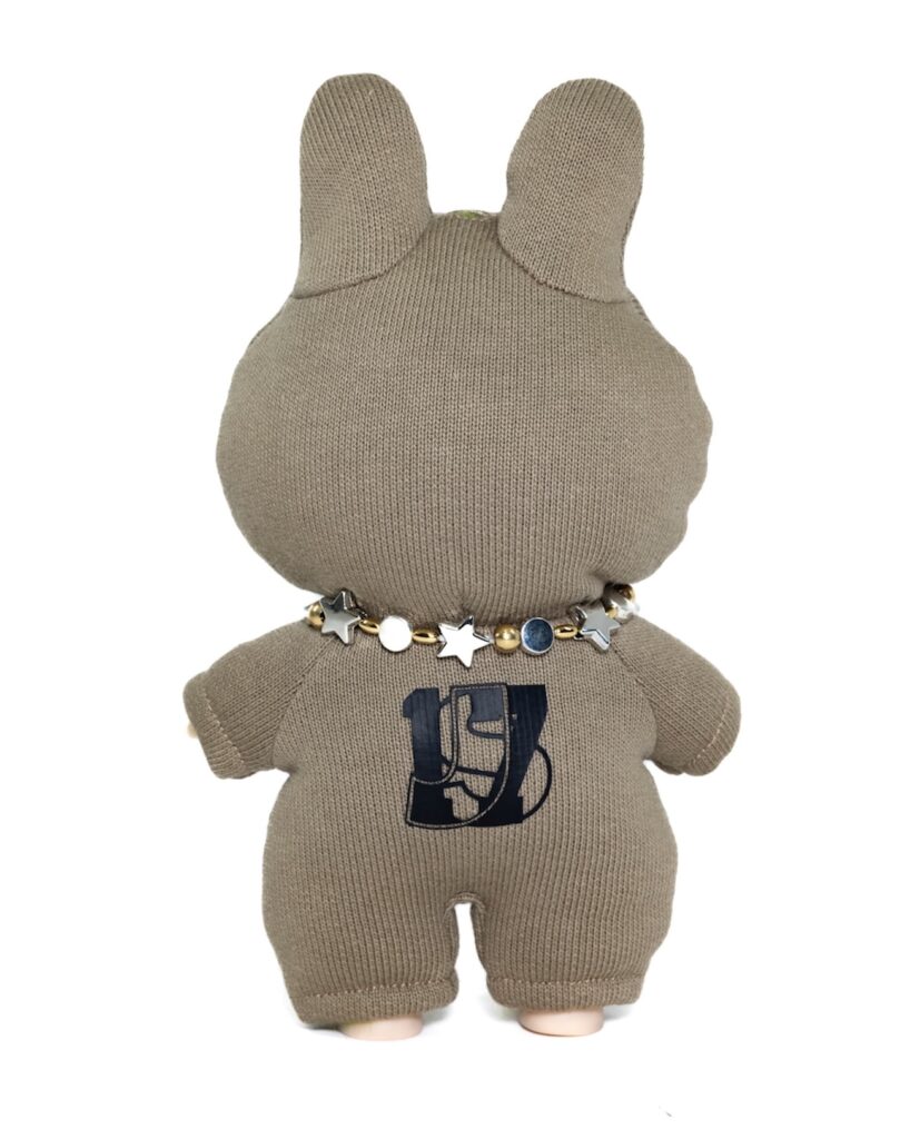 Labubu x sacai x Carhartt WIP SEVENTEEN JOOPITER Auction - Modern Notoriety